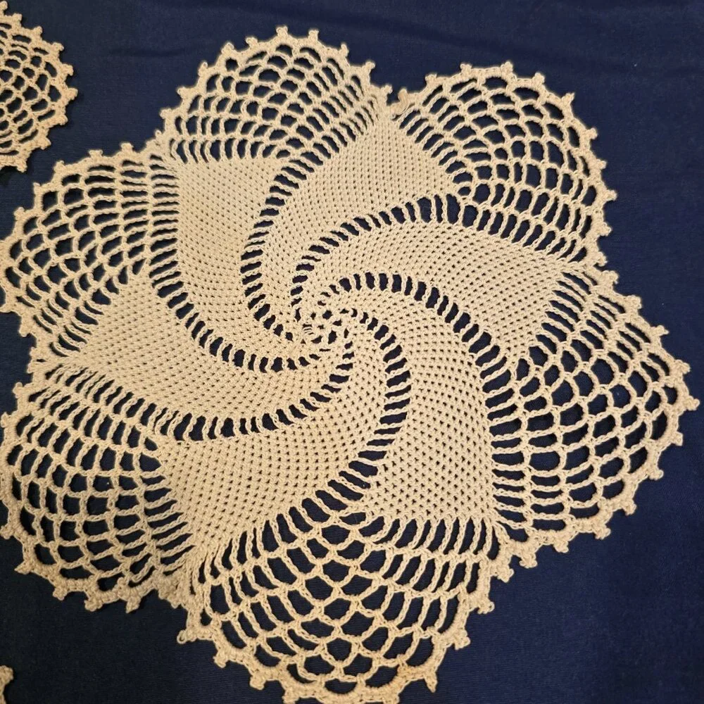 Accents | Mcm Vintage Doily Set Of 3 Hand Crocheted Spiral Pinwheel ...